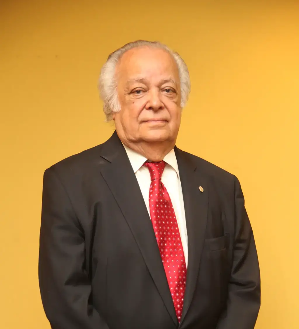 Former Commonwealth Secretary General and international statesman Sir ...